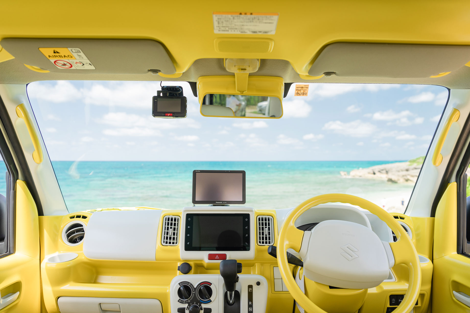 FRENCH_Canary_Yellow 宮古島でおすすめのレンタカー - 宮古島レンタカー｜RENTAL BASE Grand Bleu ...